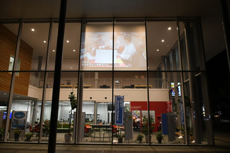 Ohmsha Online - キャンパスライフを電波にのせて！【金沢工業大学WAVEプロジェクト】